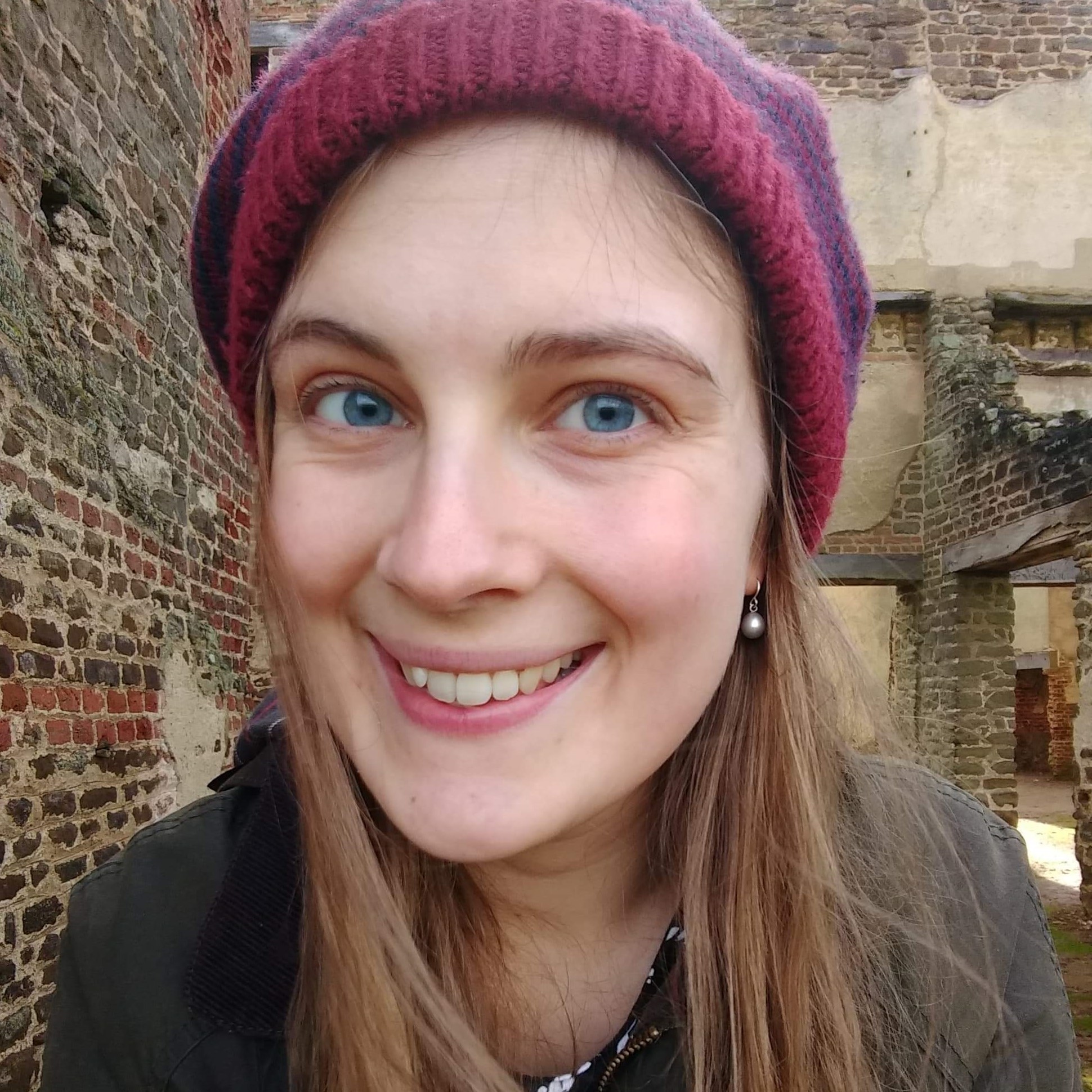 Lucy Robinson's Instagram, Twitter & Facebook on IDCrawl